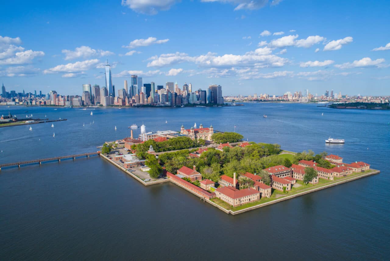 Ellis Island : visitez une des îles les plus célèbres des États-Unis